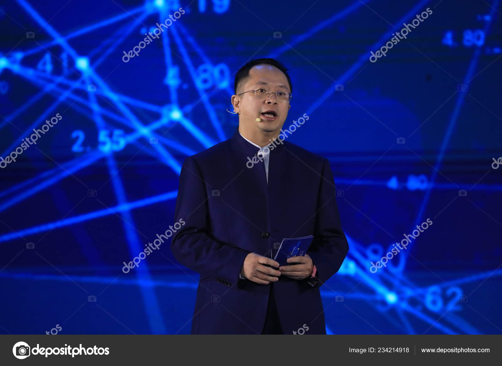 Zhou Hongyi Founder Chairman Ceo Qihoo 360 Introduces 360 Brain — Stock ...