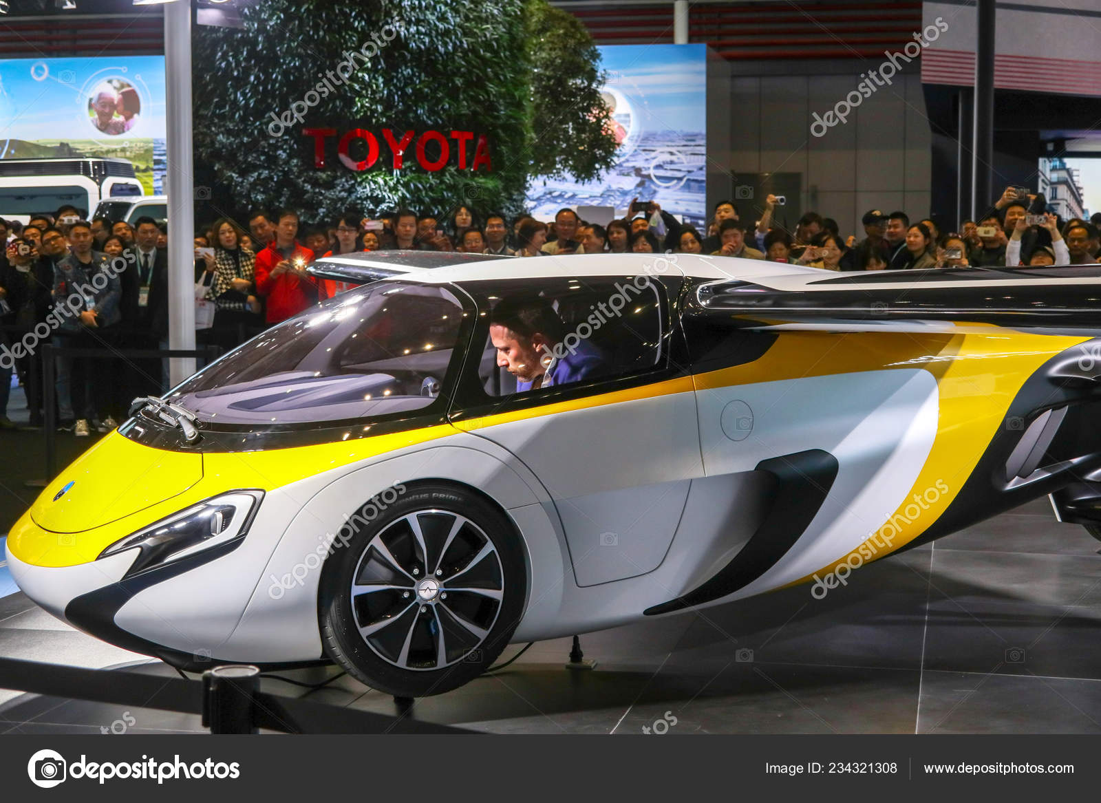 Aeromobil Vtol Concept Flying Car Future Electric Seater Flying Taxi ...