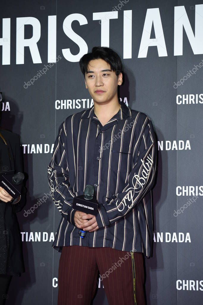 El cantante y actor surcoreano Lee Seung-hyun, más conocido por su ...