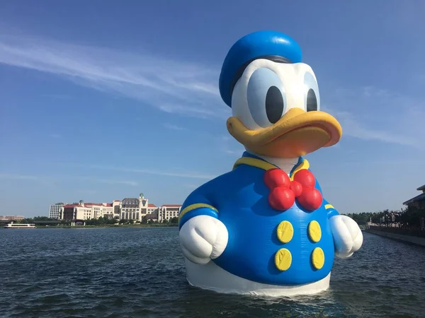 Meter Tall Inflatable Donald Duck Display Lakeside Disney Town Shanghai ...