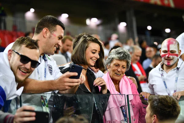 Shannon Horlock Girlfriend Goalkeeper Nick Pope England Celebrates Her ...