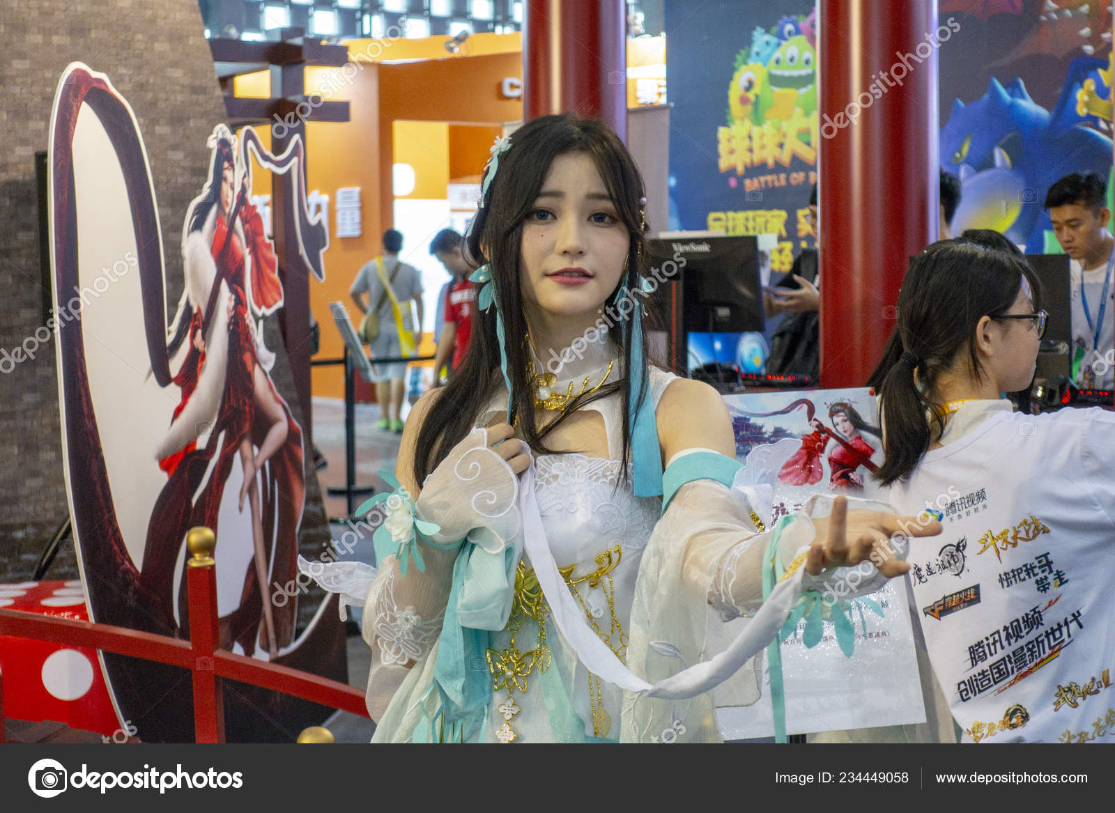 Coser Dressed 14Th China International Cartoon Game Expo Also Known ...