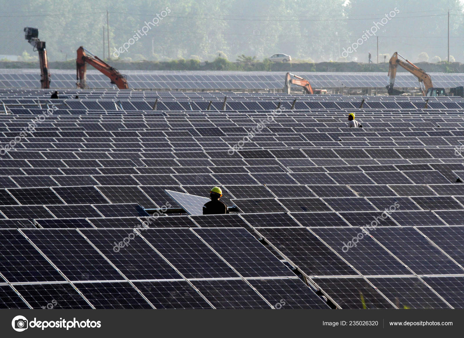 Chinese Workers Install Solar Panels Photovoltaic Power Station Huaian ...