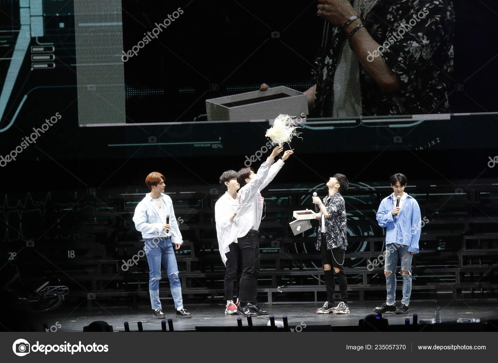 Members South Korean Boy Group Highlight Perform 2018 Highlight Fan ...