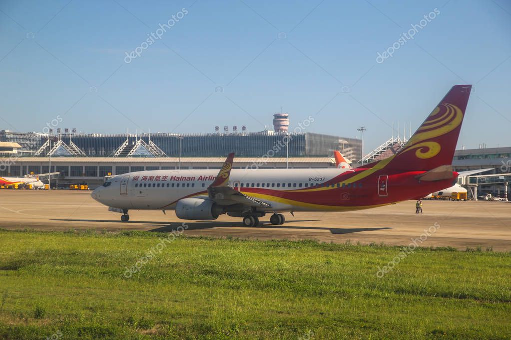 En el aeropuerto internacional de Wuhan Tianhe, en la ciudad de Wuhan ...