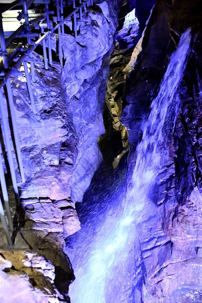 Chutes de rubis Stock Photos, Royalty Free Chutes de rubis Images ...