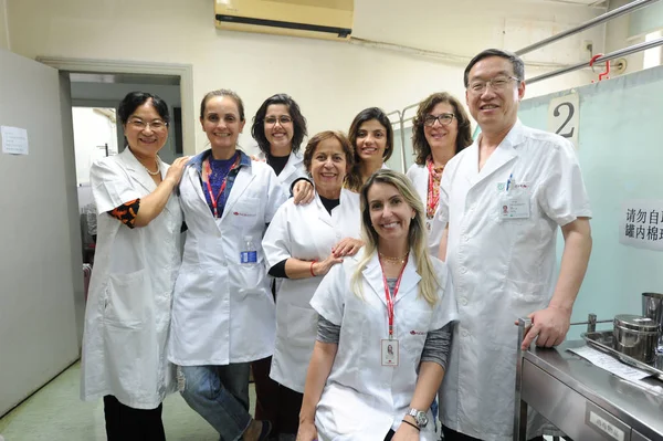 Foreign doctors Stock Photos, Royalty Free Foreign doctors Images ...