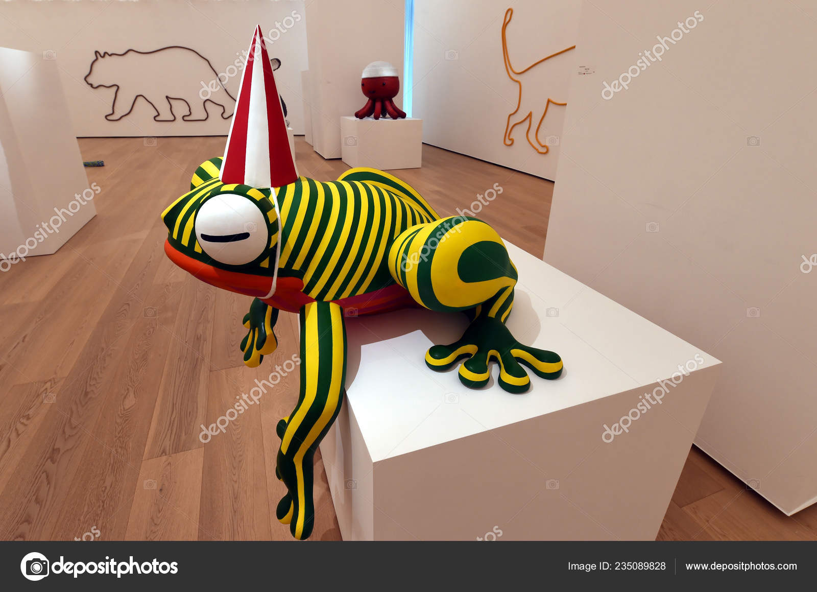 Art Installation Kobe Frog Designed Dutch Artist Florentijn Hofman ...