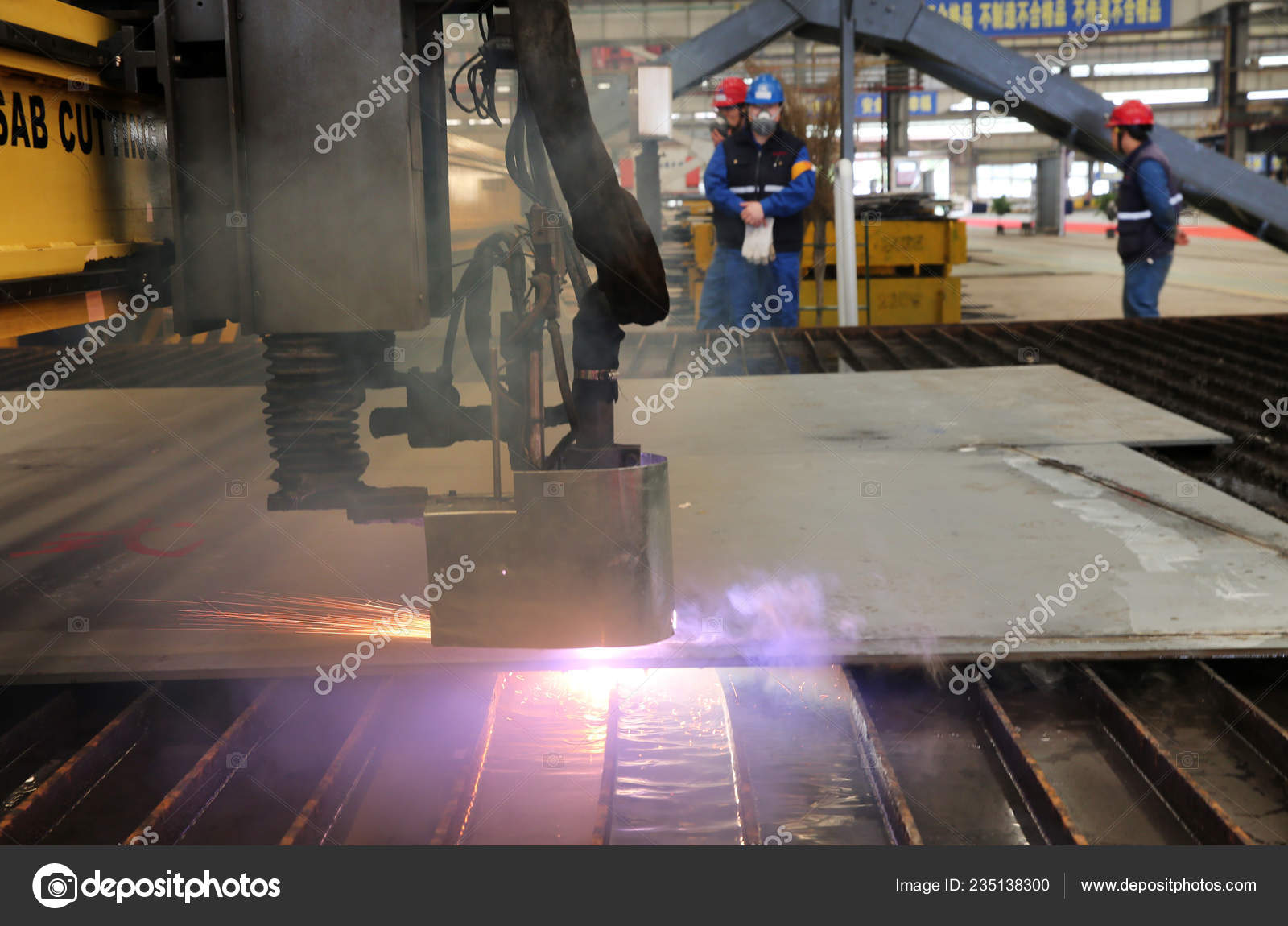Technicians Cut Steel Plate Launch Ceremony Construction China's First ...