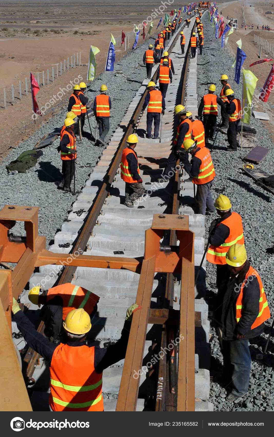 Chinese Construction Workers Lay Rails Ha'e Hami Ejina Railway Hami ...
