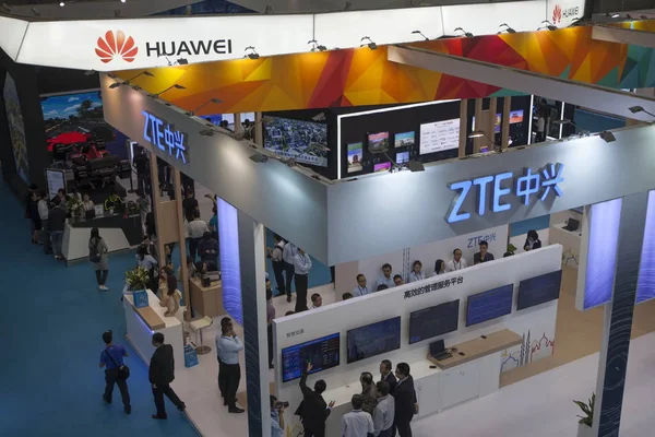 Shenzhen tech market Stock Photos, Royalty Free Shenzhen tech market ...