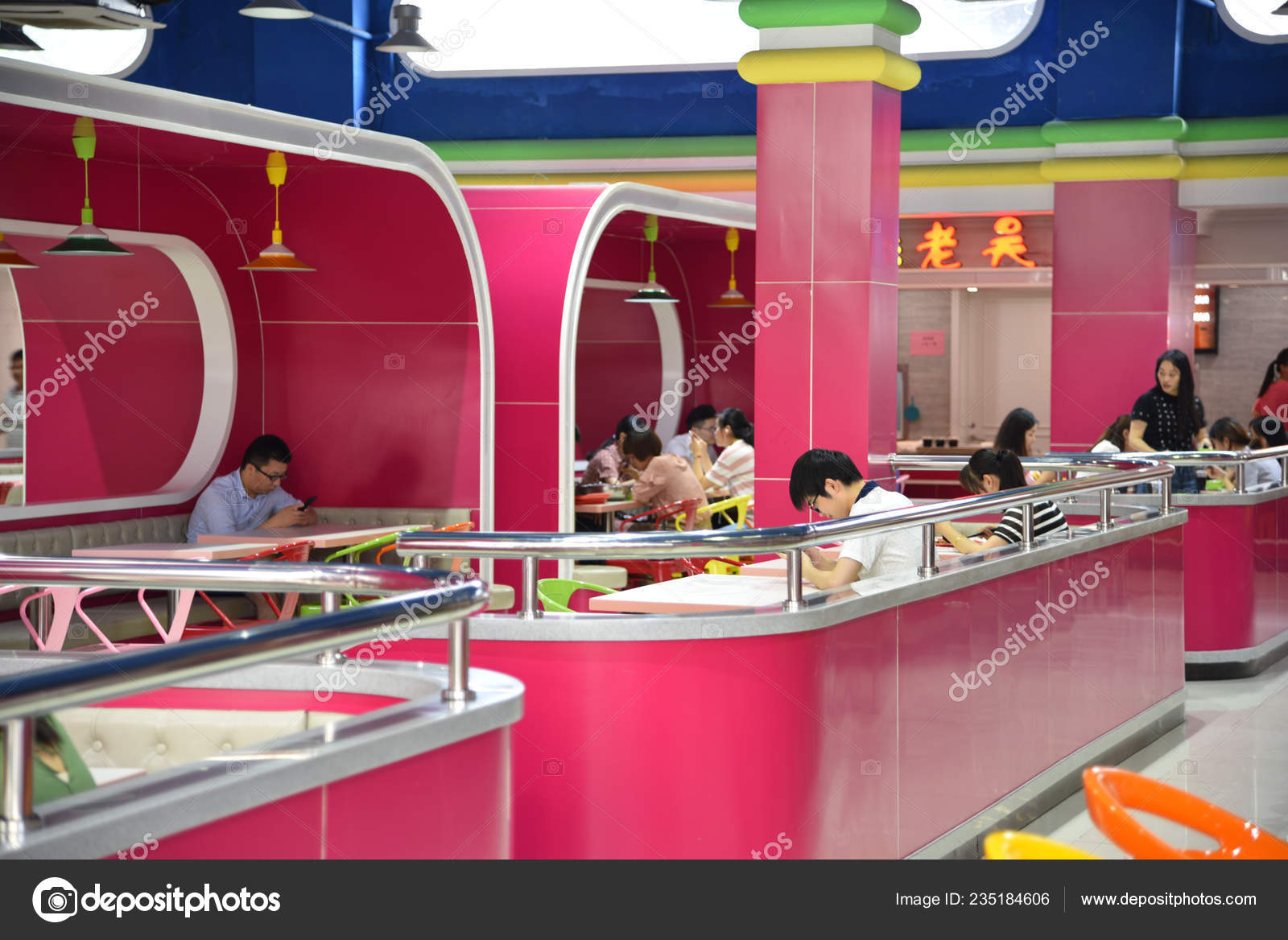 Students Dine Hello Kitty Themed Canteen Nanjing Tech University ... Students Dine Hello Kitty Themed Canteen Nanjing Tech University ...