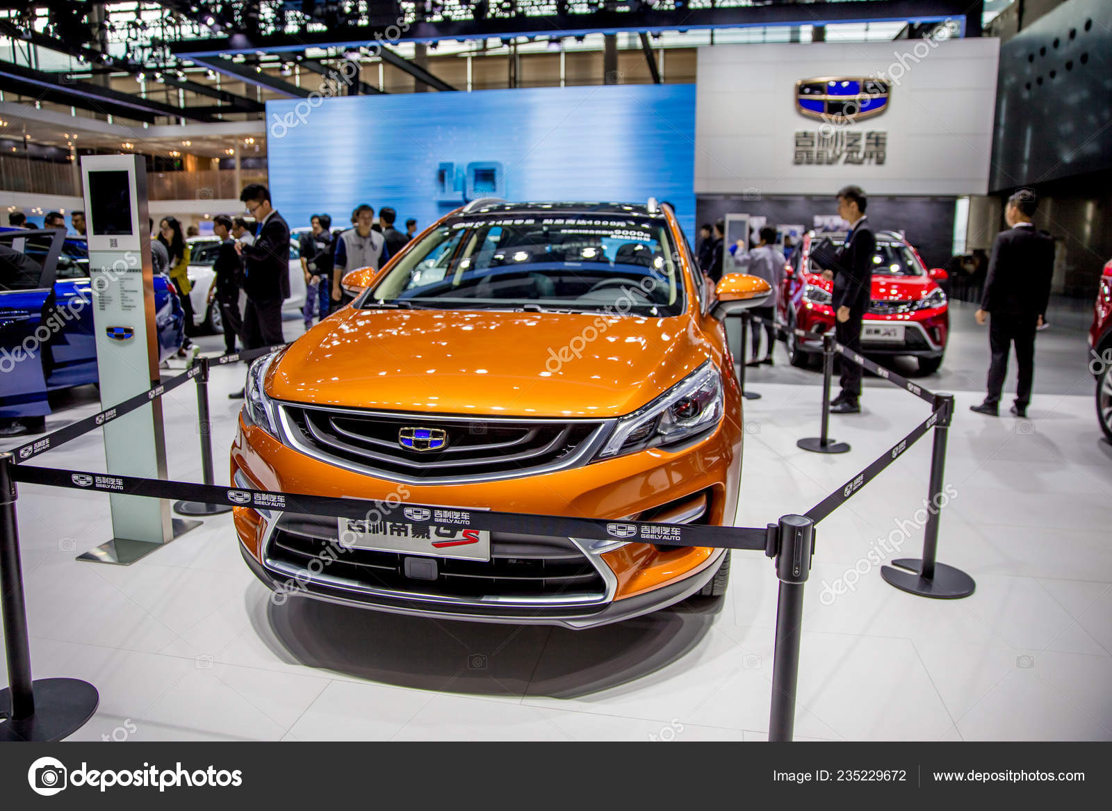 People Visit Stand Geely 15Th China Guangzhou International Automobile ...