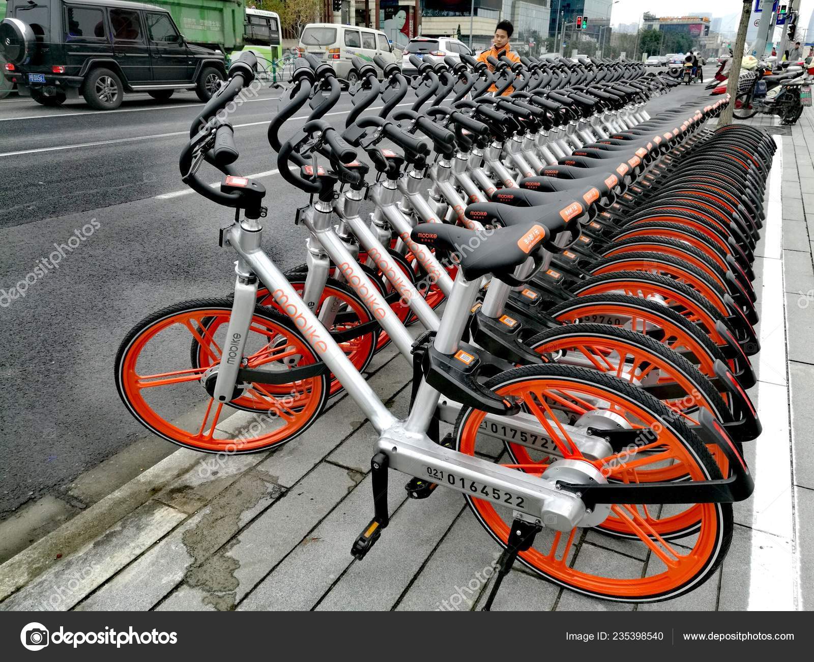 Bicycles Bike Lending Service Mobike Seen Road Shanghai China December — Stock Editorial Photo ...