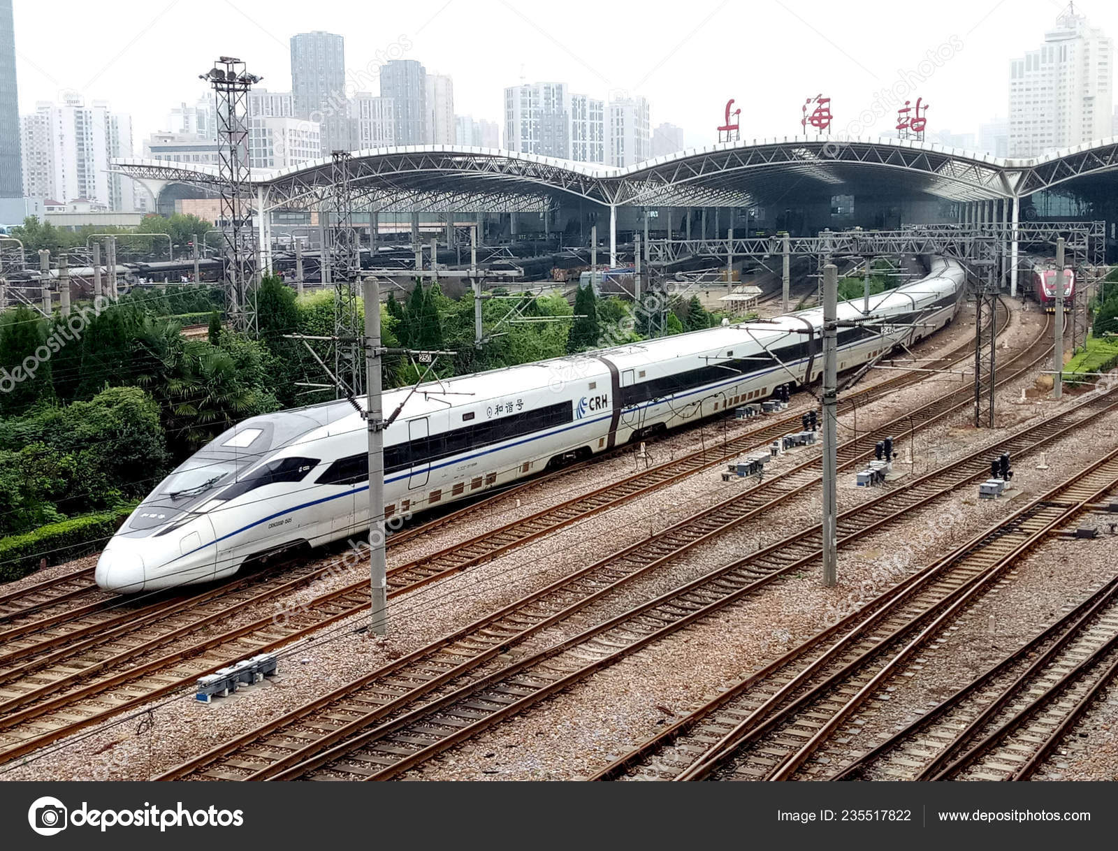 Chr China Railway High Speed Bullet Train Leaves Shanghai Railway ...