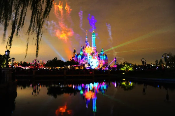 Fireworks Explode Disney Castle Shanghai Disneyland Shanghai Disney ...