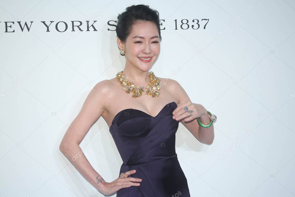 La presentadora y actriz taiwanesa Dee Hsu, m s com nmente conocida ...