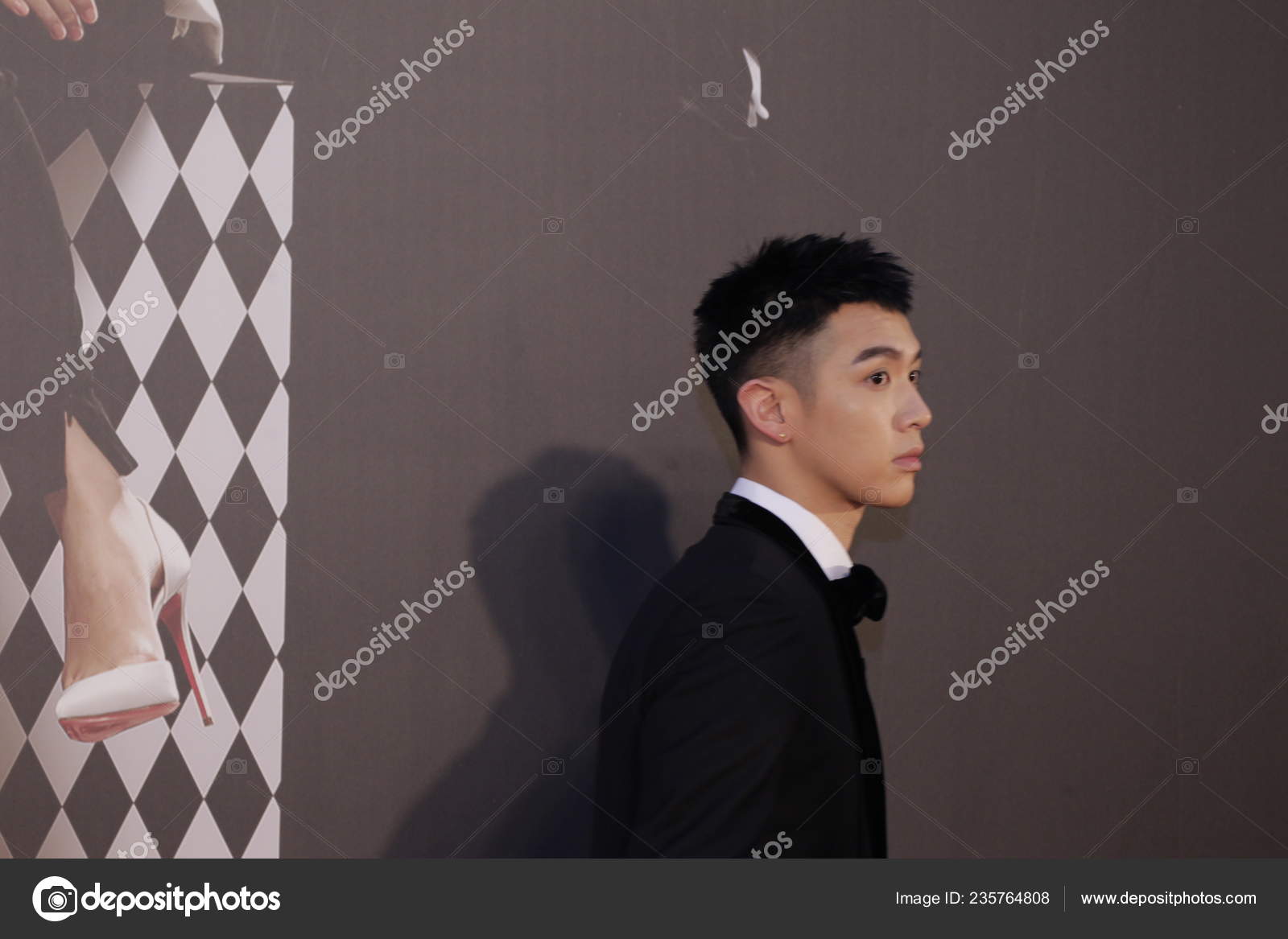 Taiwanese Actor Kai Arrives Red Carpet Presentation Ceremony 36Th Hong ...