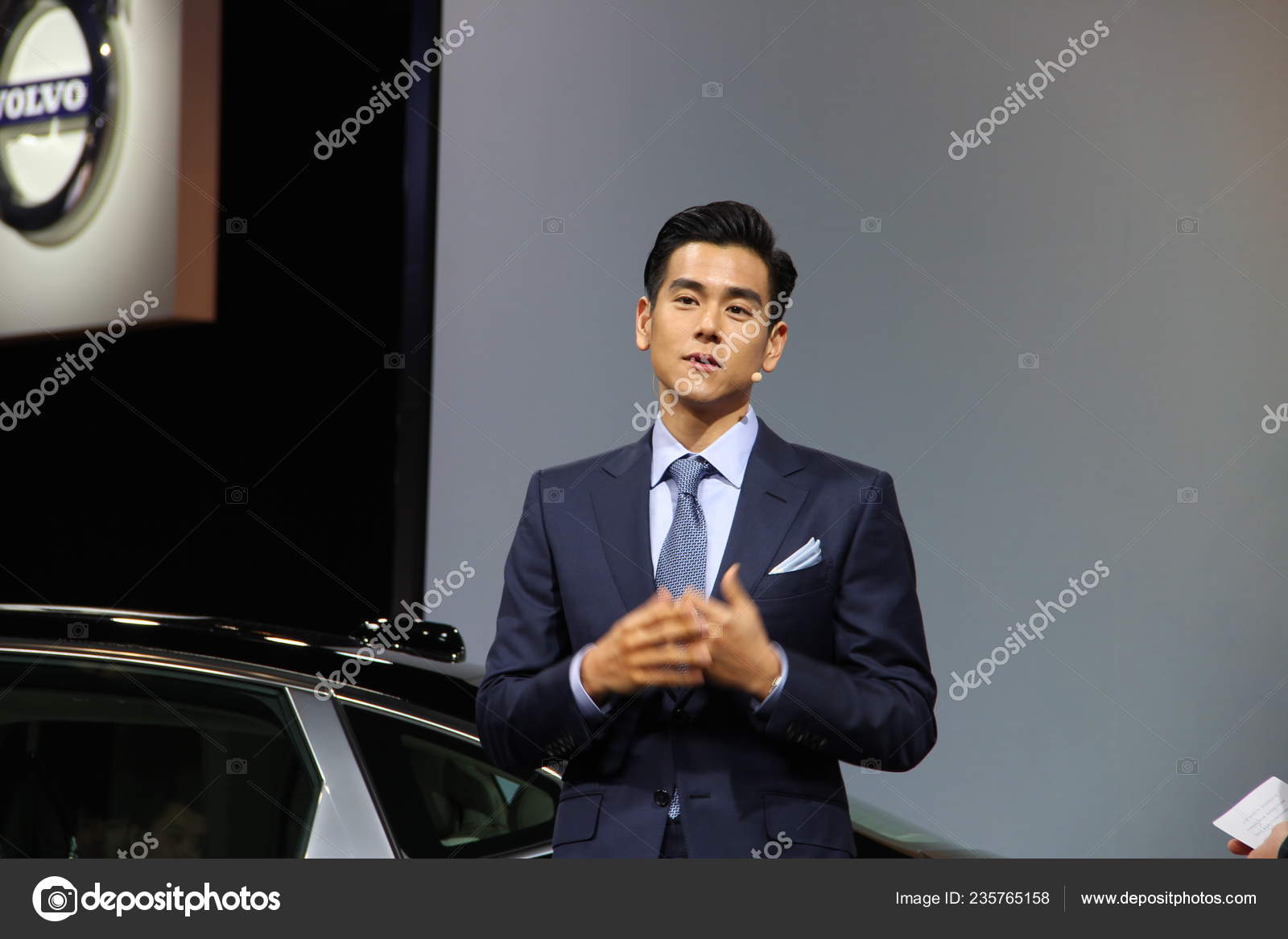 Taiwanese Actor Eddie Peng Attends Launch Event Volvo V90 Cross — Stock ...