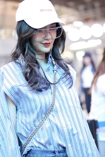 Fotos de Luna visual style, Imagens de Luna visual style sem royalties ...