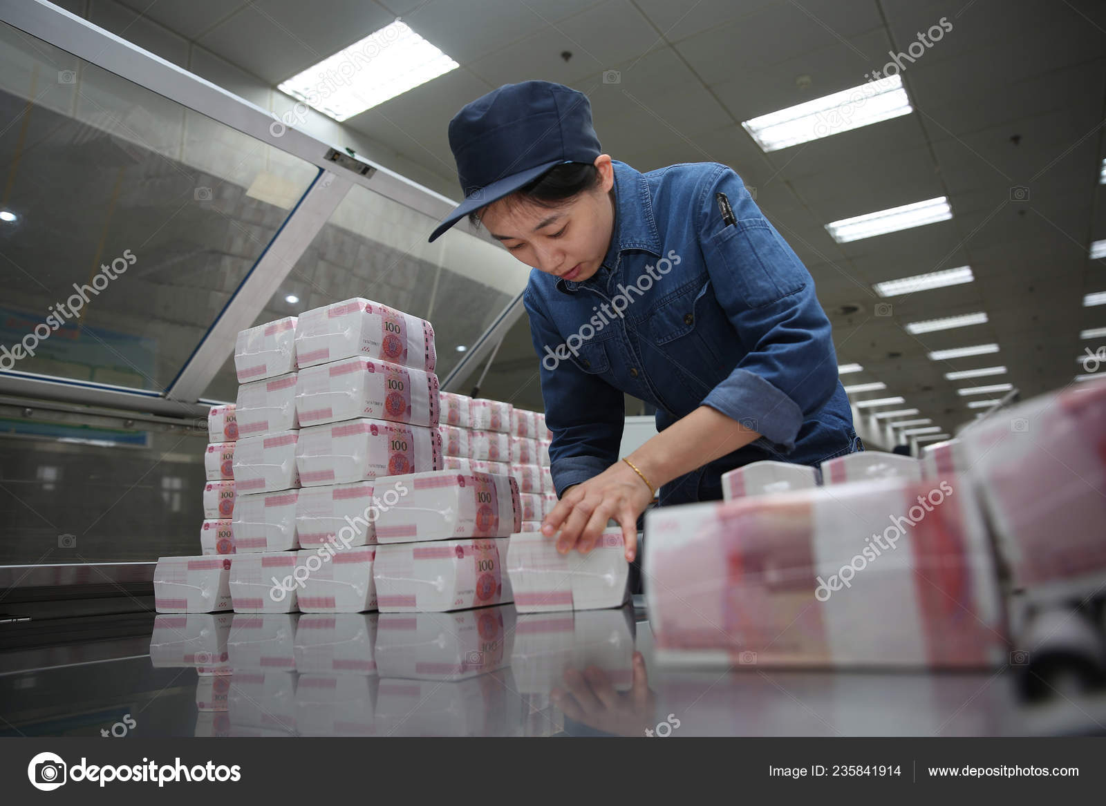 Chinese Worker Checks Packed Rmb Renminbi Yuan Notes Factory ...