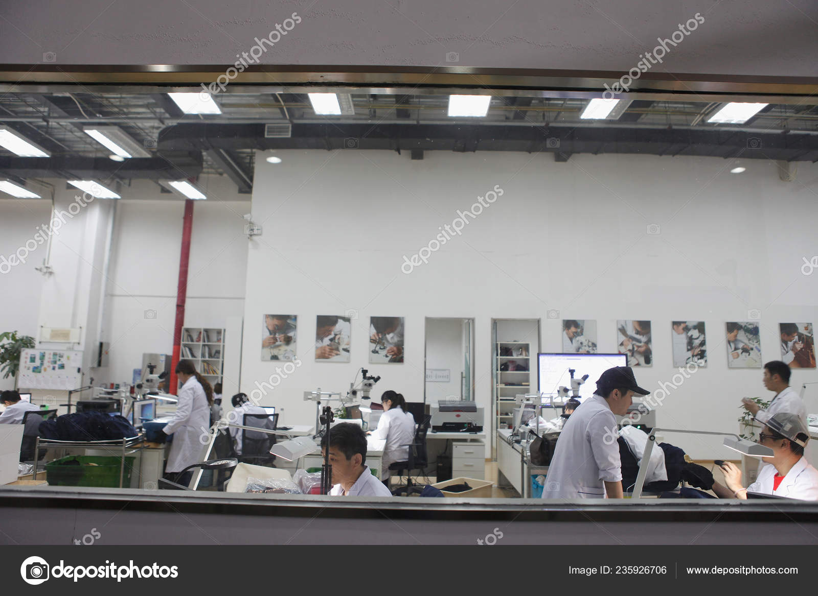 Chinese Examiners Identify Luxury Goods Asia's Largest Luxury Items ...