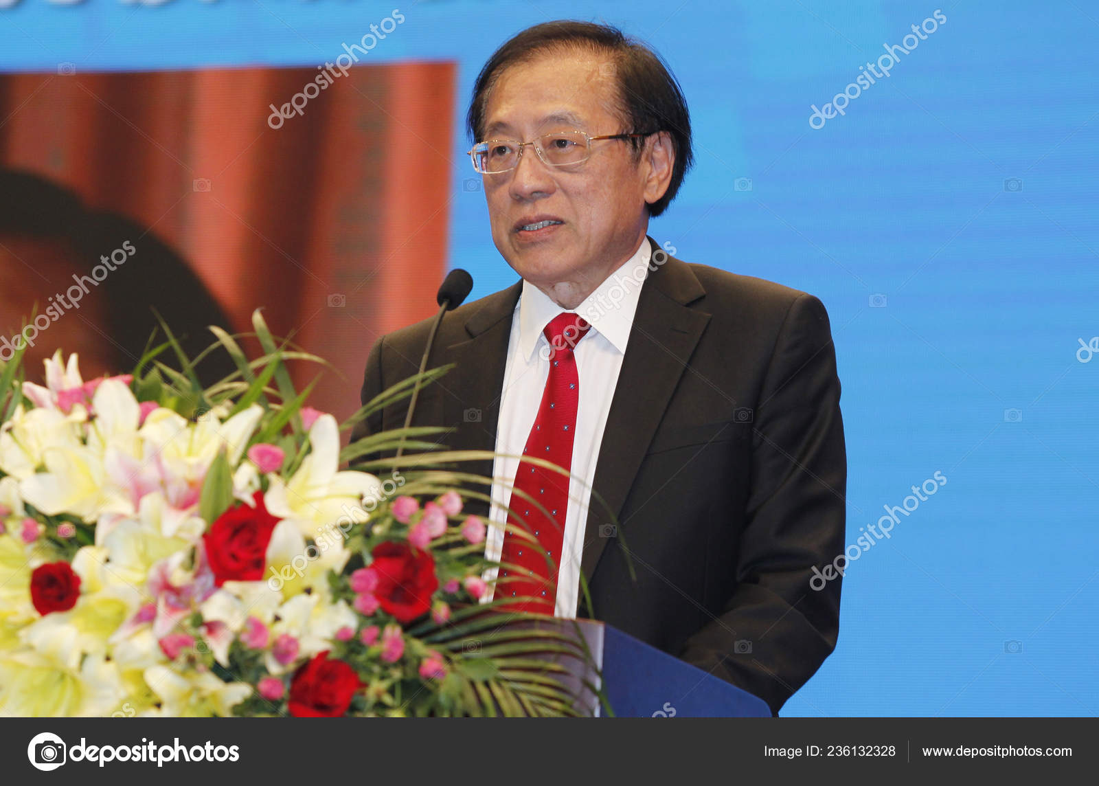 Chinese Computer Scientist Andrew Chi Chih Yao Speaks Forum Kunming ...