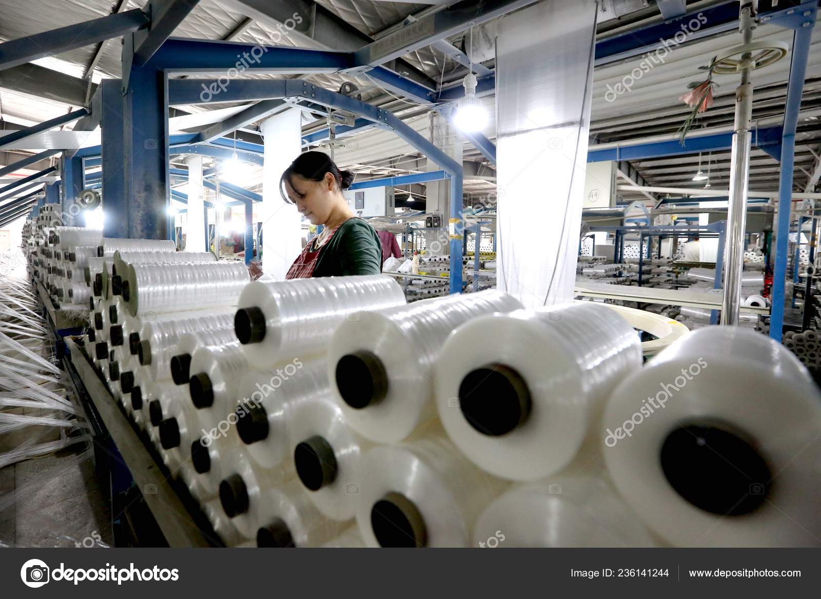 Chinese Workers Handle Production Yarn Textile Factory Huaian City East ...