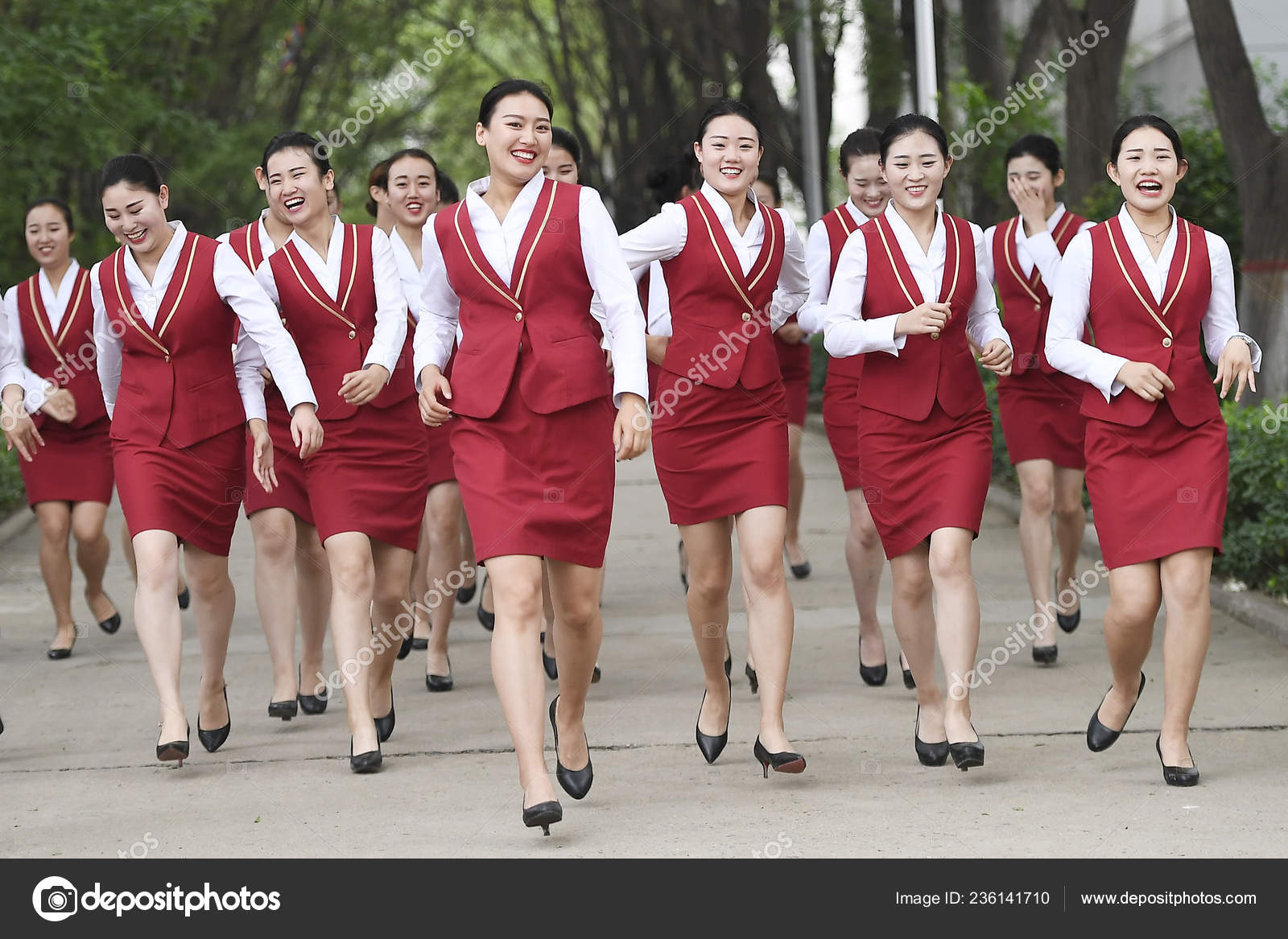 Female Graduates Flight Attendants Major Dressed Air Hostess Uniforms ...