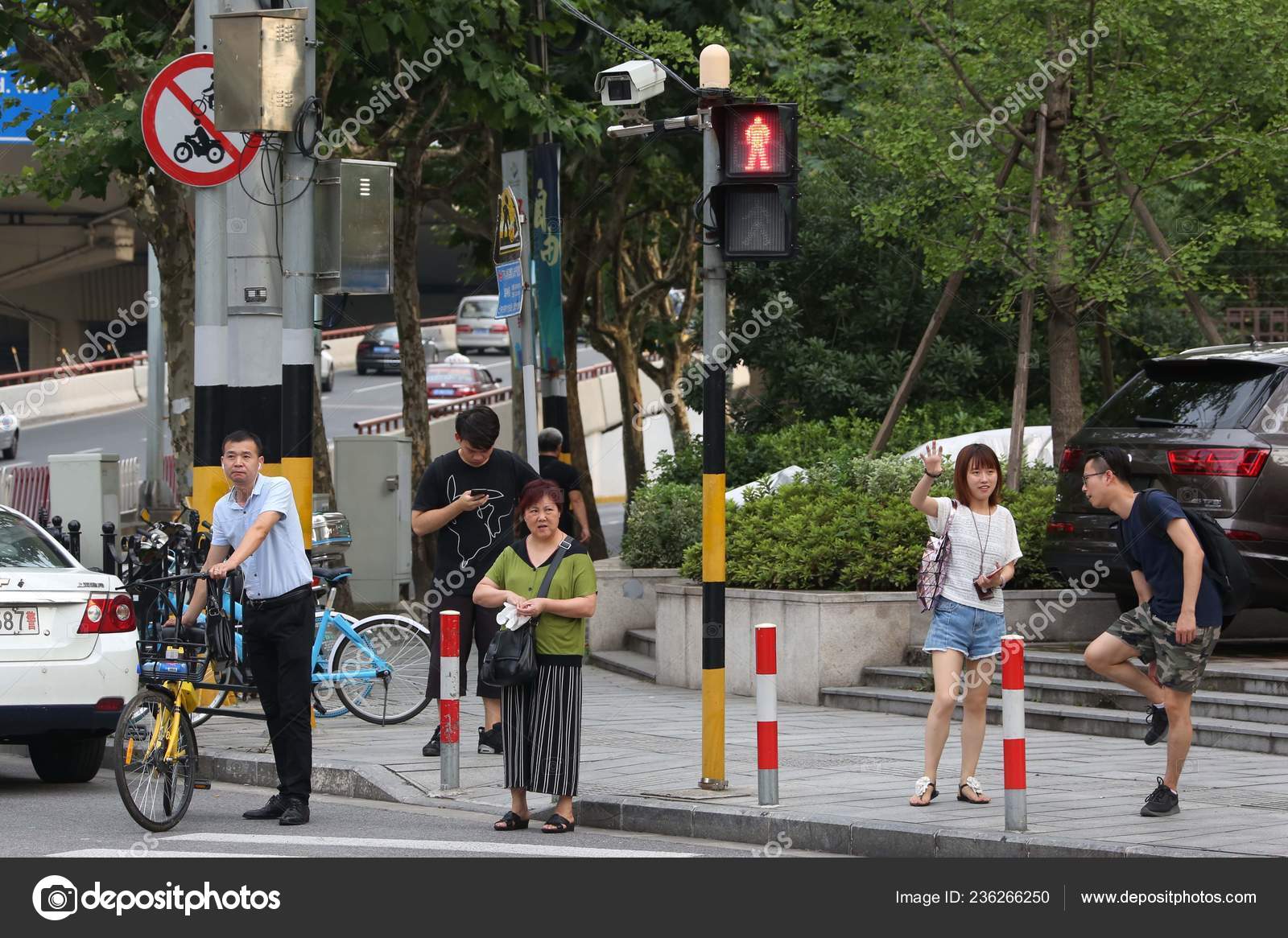 Chinese Citizens Wait Red Light Turn Green Front Trial Electronic ...