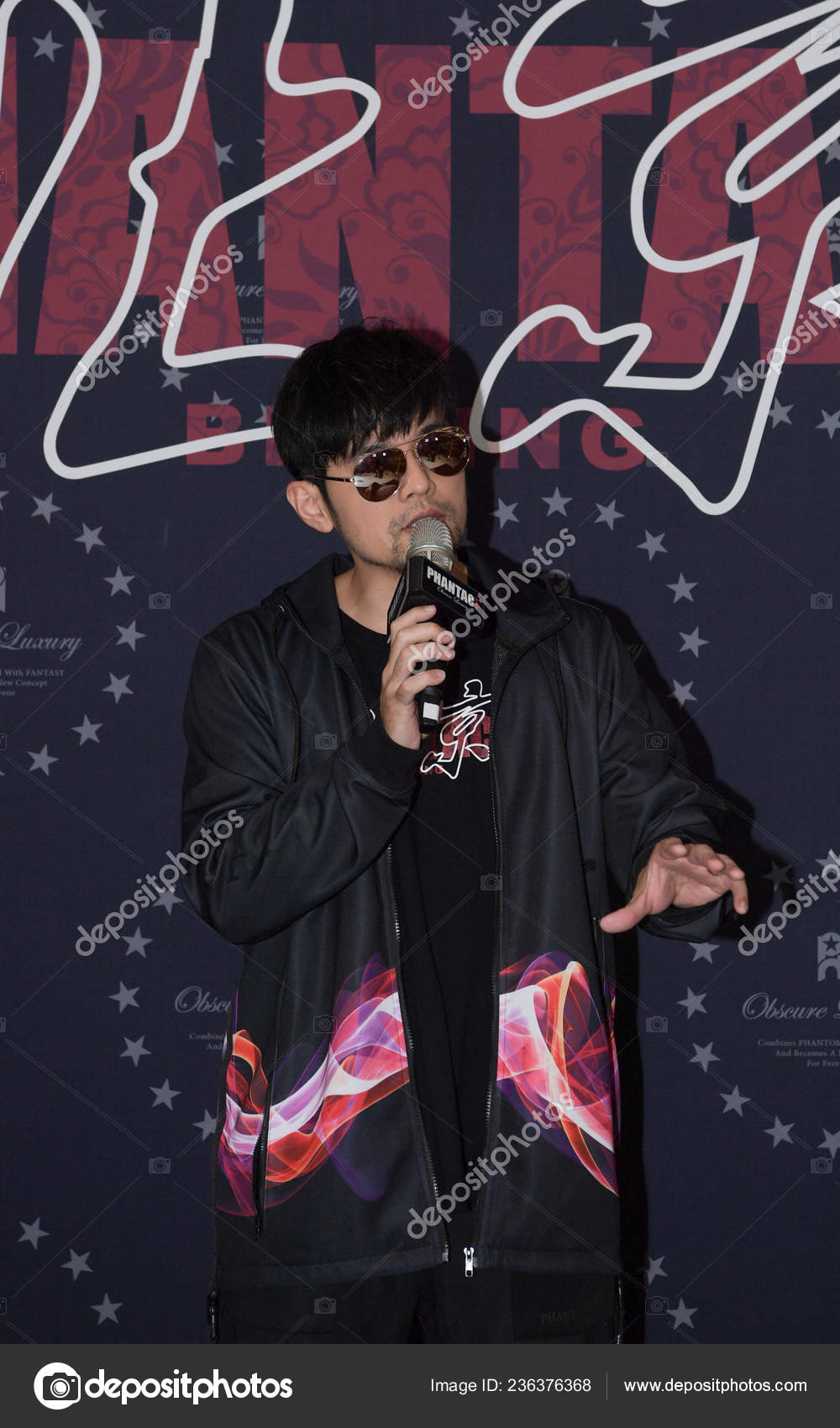 Taiwanese Singer Jay Chou Attends Opening Ceremony New Premium Fashion ... Taiwanese Singer Jay Chou Attends Opening Ceremony New Premium Fashion ...