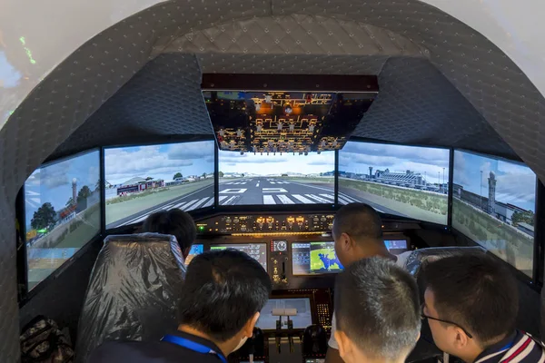 View Cockpit Flight Simulator China's First Large Passenger Jet C919 ...