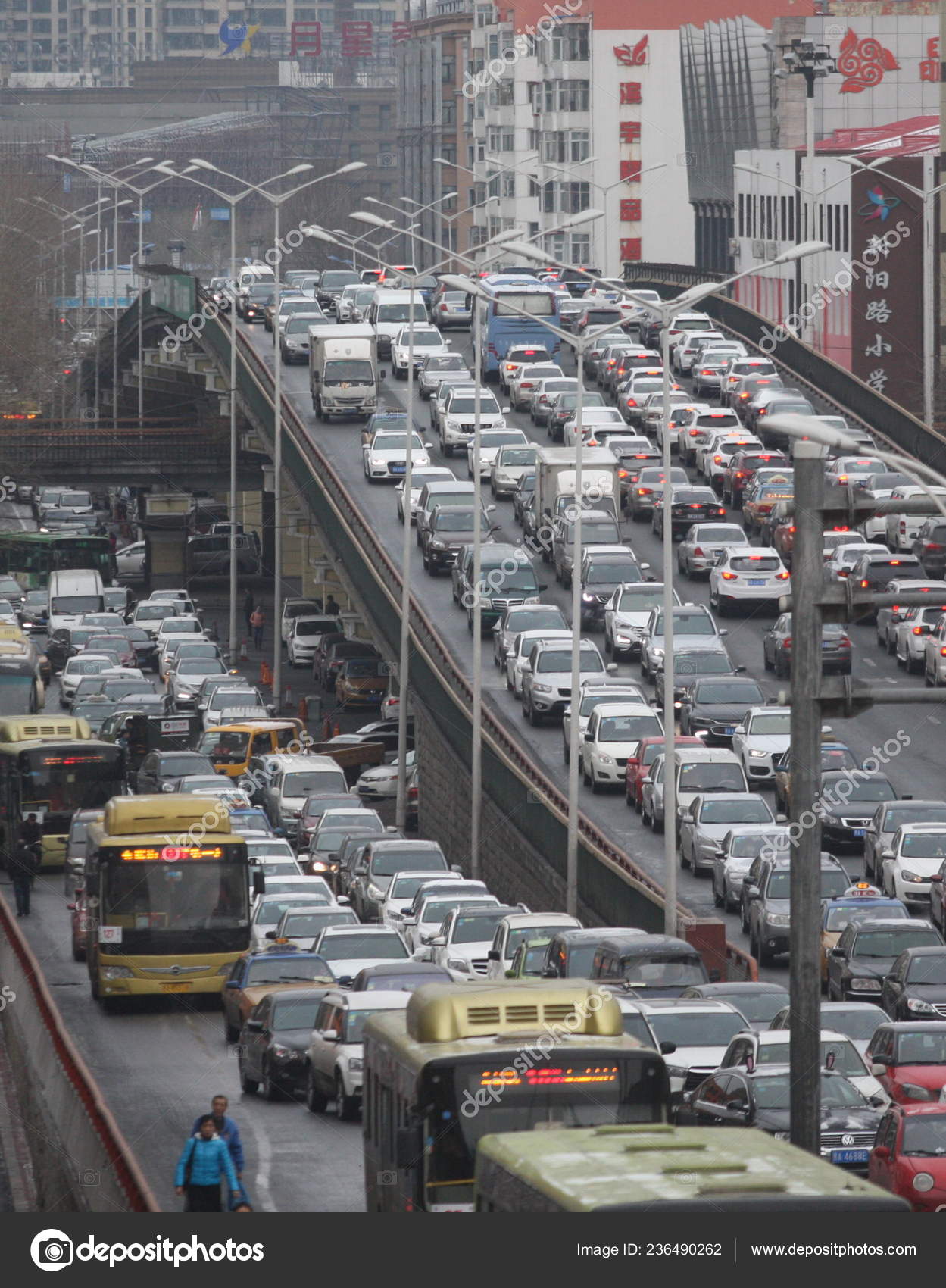 Masses Vehicles Move Slowly Road Traffic Jam Rush Hours Harbin – Stock ...