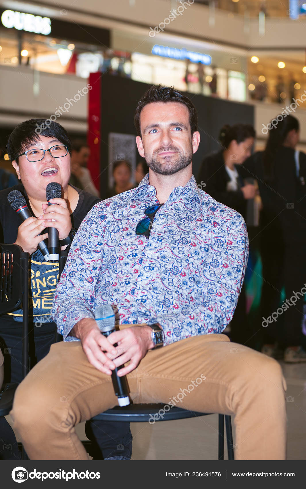 British Actor Stuart Reid Attends Promotional Event Musical Bodyguard ...