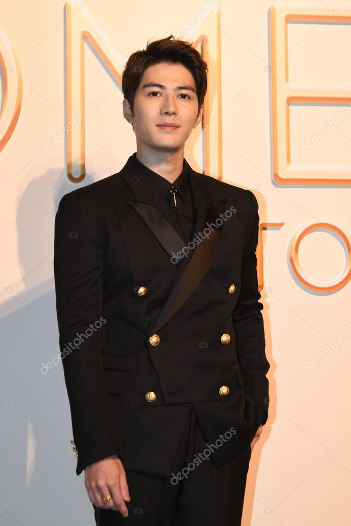 El actor chino Chen Xuedong posa durante la fiesta "Home To Luxury" en ...