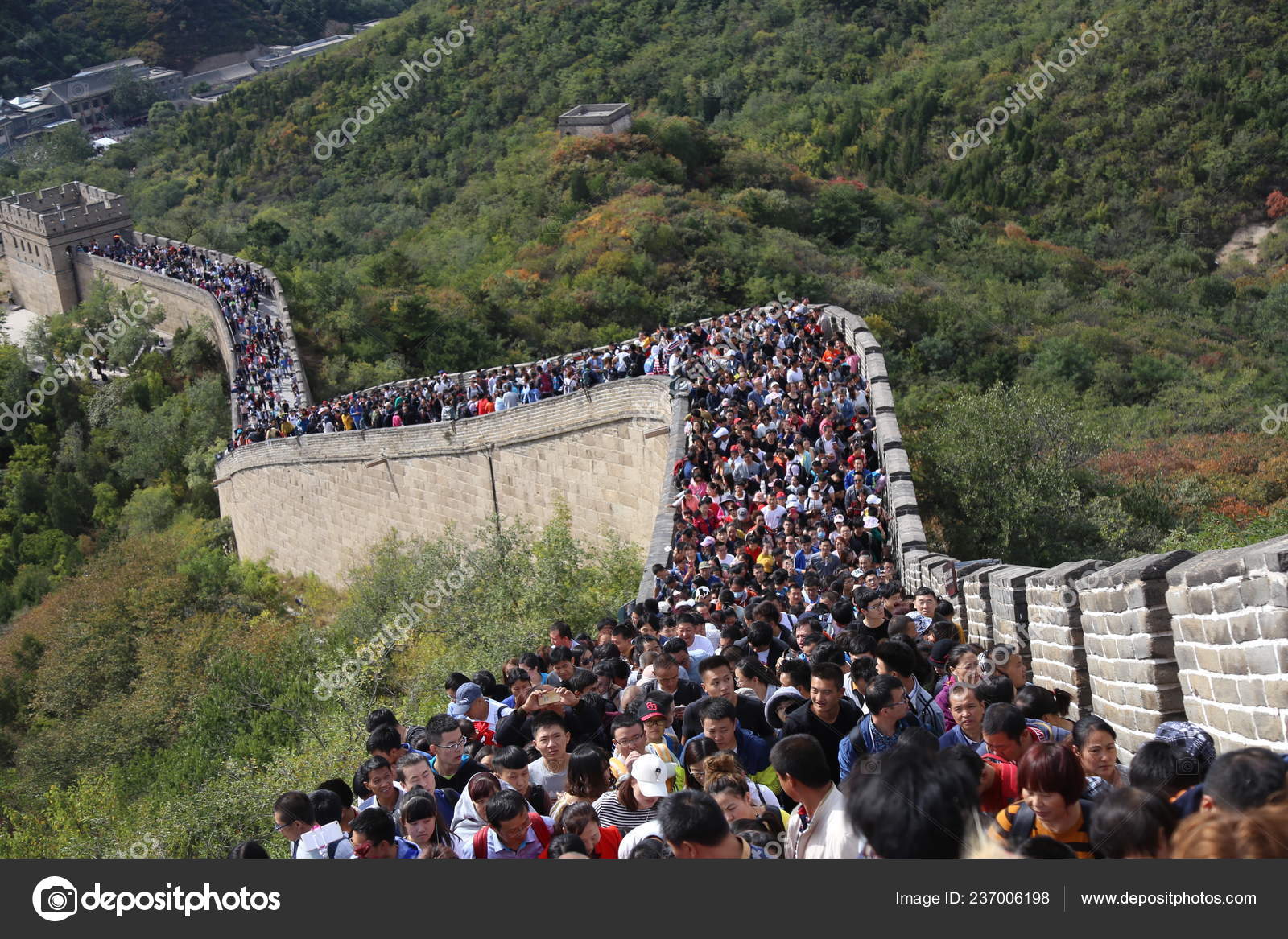 Tourists Crowd Badaling Great Wall National Day Mid Autumn Festival ...
