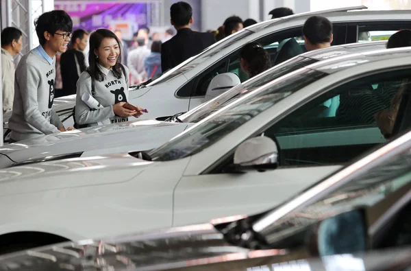 7,492,729 imágenes de Midea porta split test libres de derechos ...