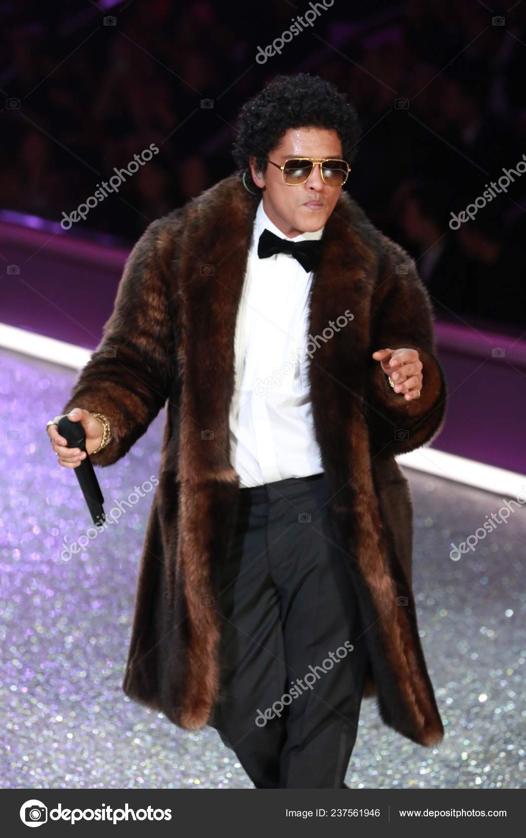 American Singer Bruno Mars Performs 2016 Victoria's Secret Fashion Show ... American Singer Bruno Mars Performs 2016 Victoria's Secret Fashion Show ...