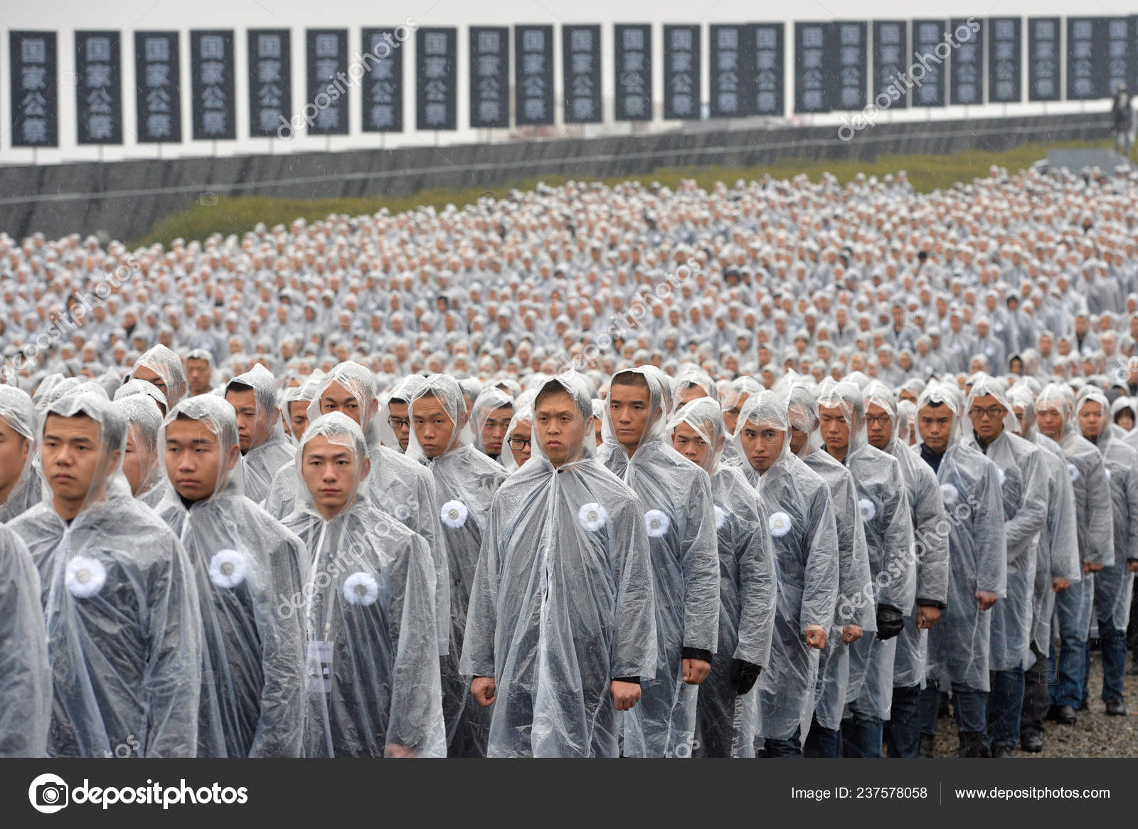 Local Residents Stand Silent Tribute Memorial Hall Victims Nanjing ...