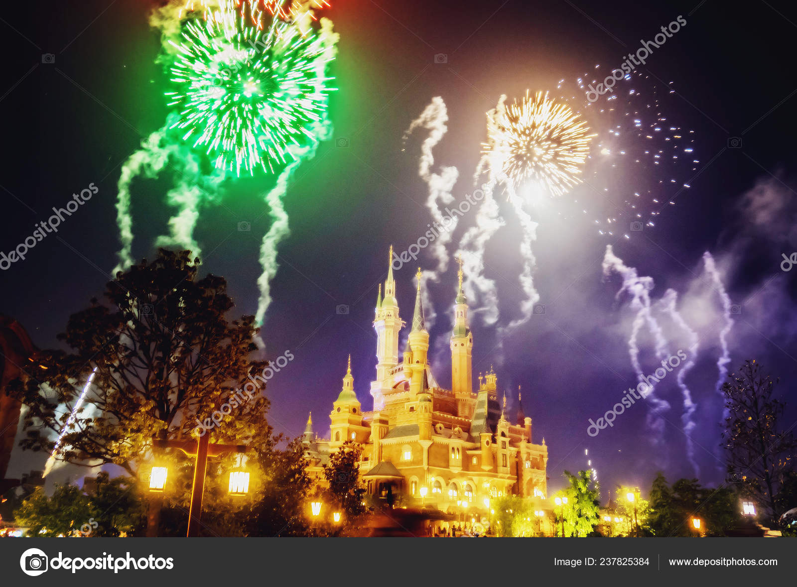 Fireworks Explode Disney Castle Night Shanghai Disneyland Trial ...