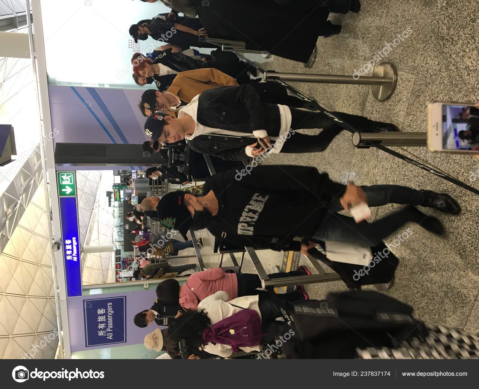 Saint Perth Mean Plan Mark Gun Title Earth Thail Drama — Stock ...