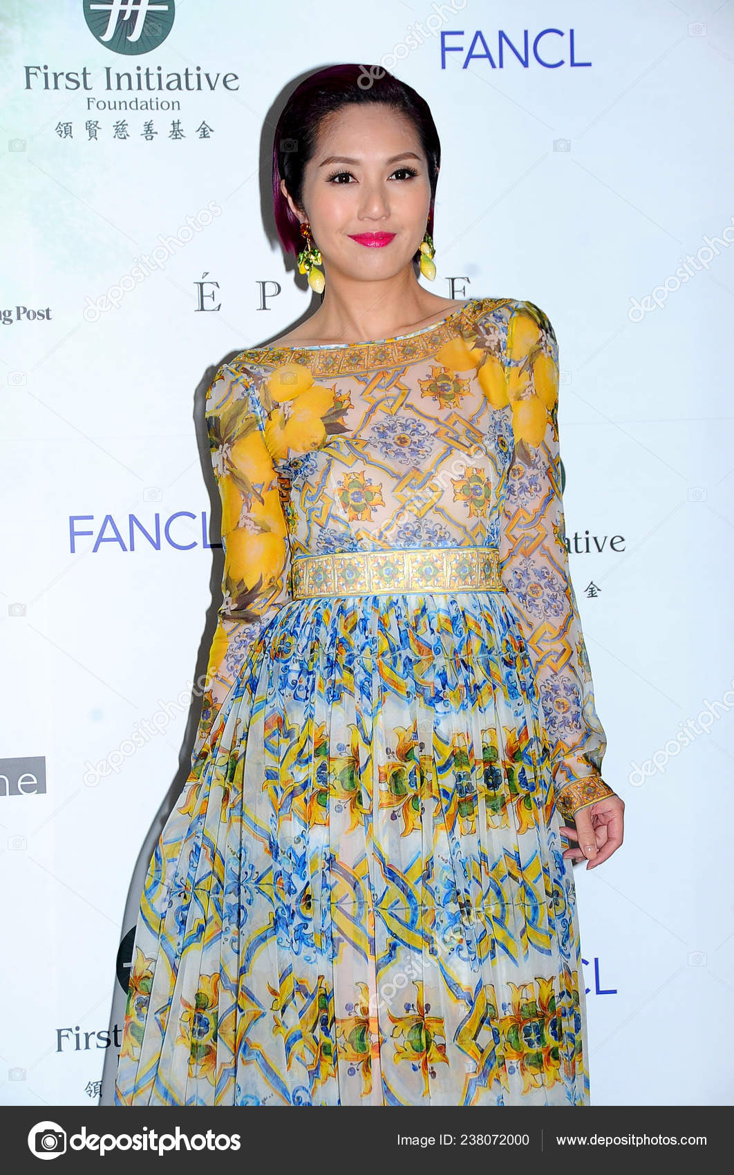 Hong Kong Actress Singer Miriam Yeung Poses Charity Banquet Hong ...