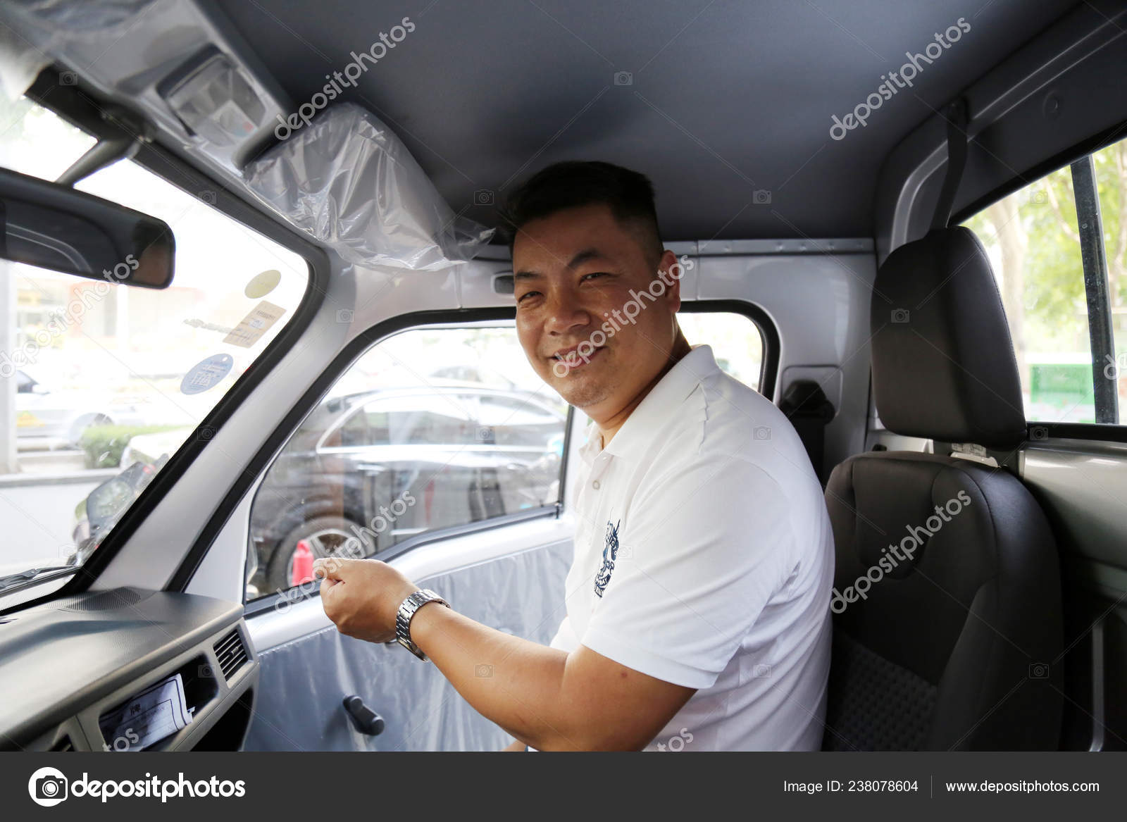 Chinese Driver Zhou Poses His Sgmw Wuling Sunshine Pickup One – Stock ...