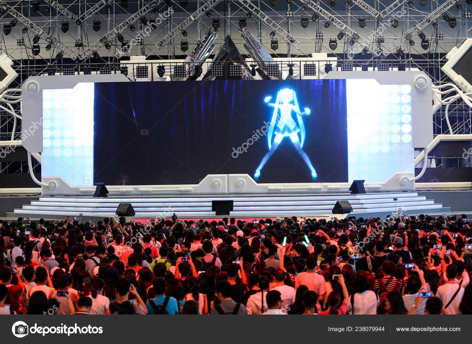 Crowd Visitors Watch Performance Hatsune Miku Humanoid Persona Voiced ...