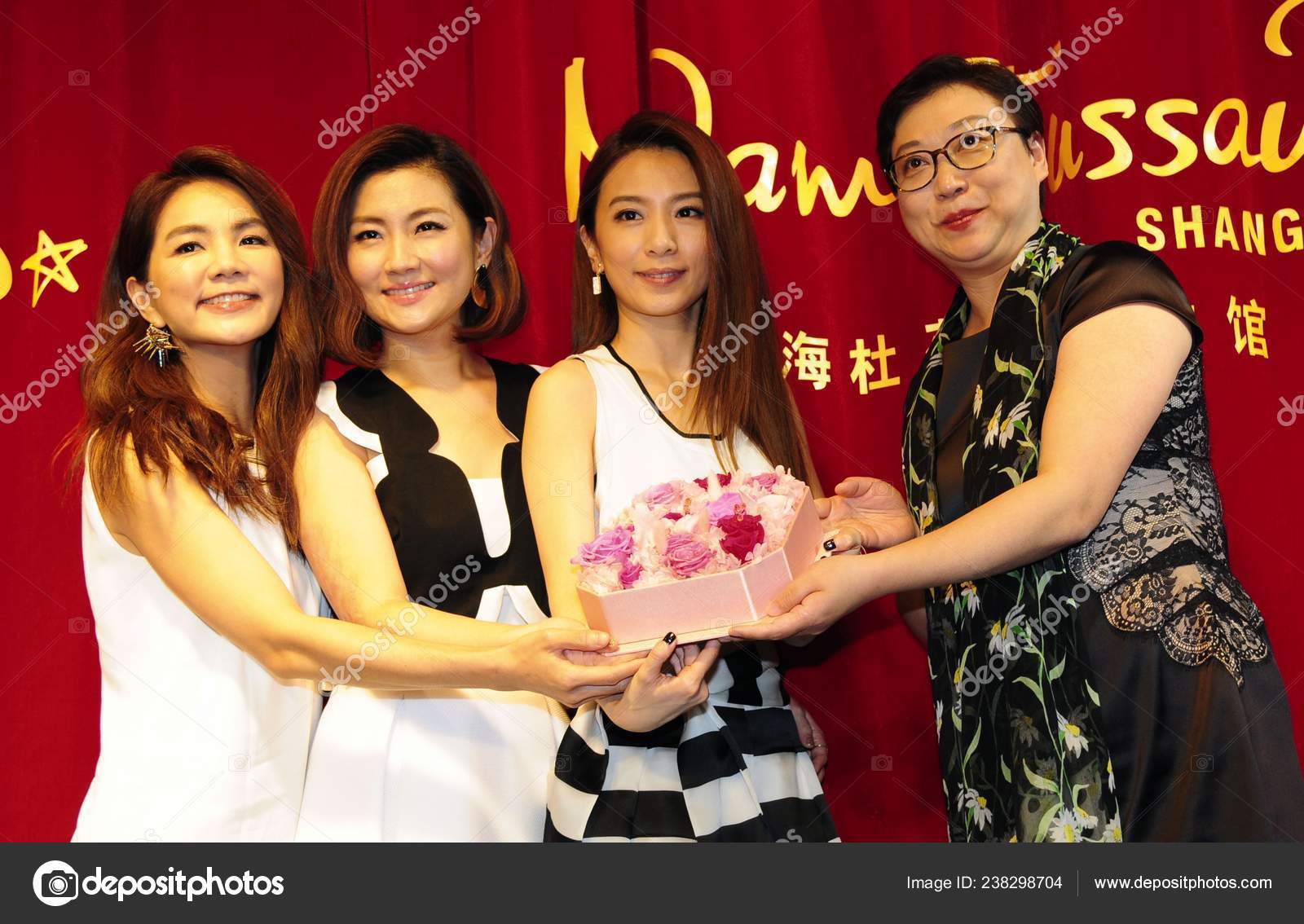 Left Ella Chen Chia Hwa Selina Jen Chia Hsuan Hebe — Stock Editorial ...