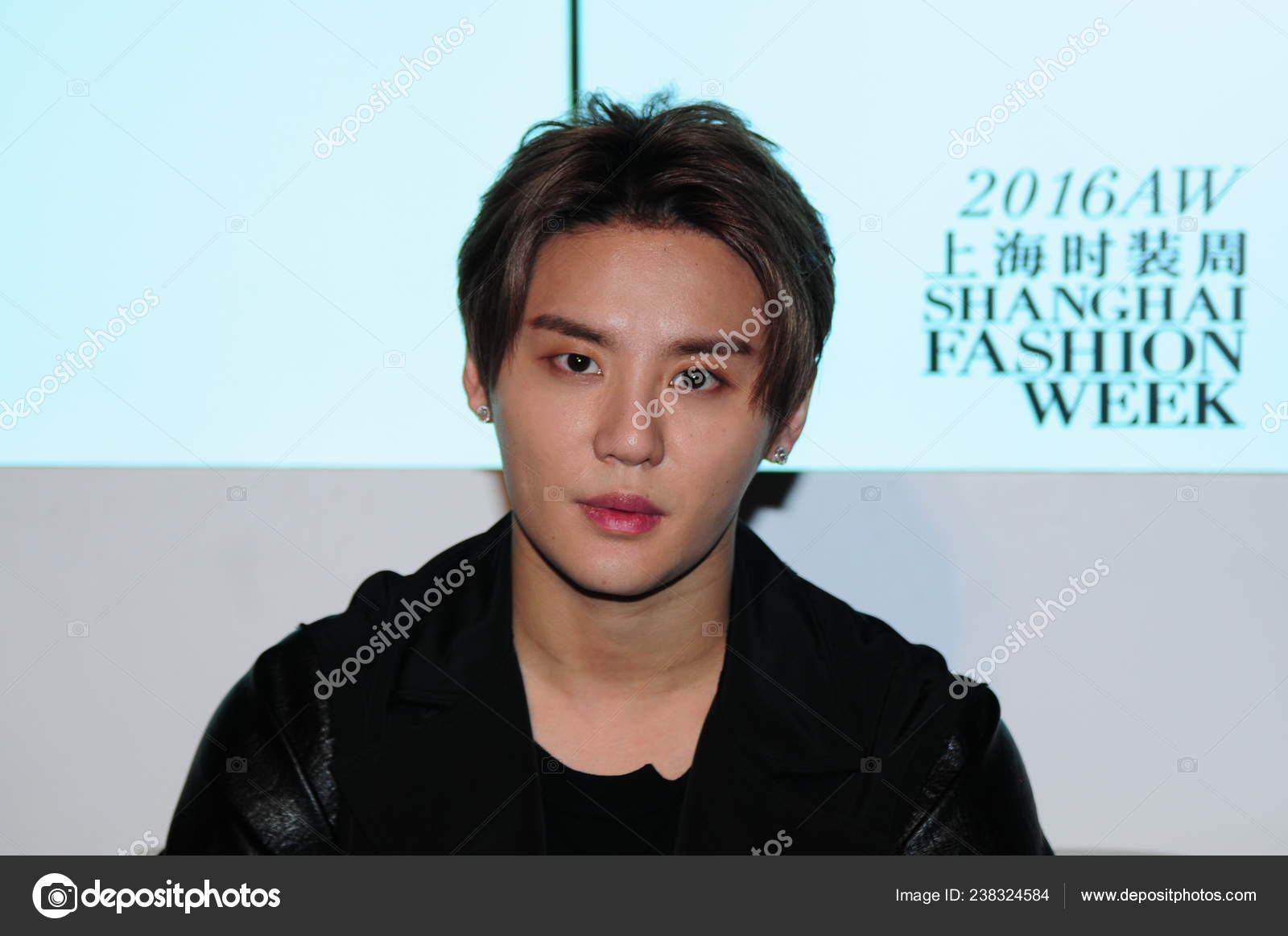 South Korean Singer Actor Kim Jun Attends Fashion Show Shanghai – Stock ...