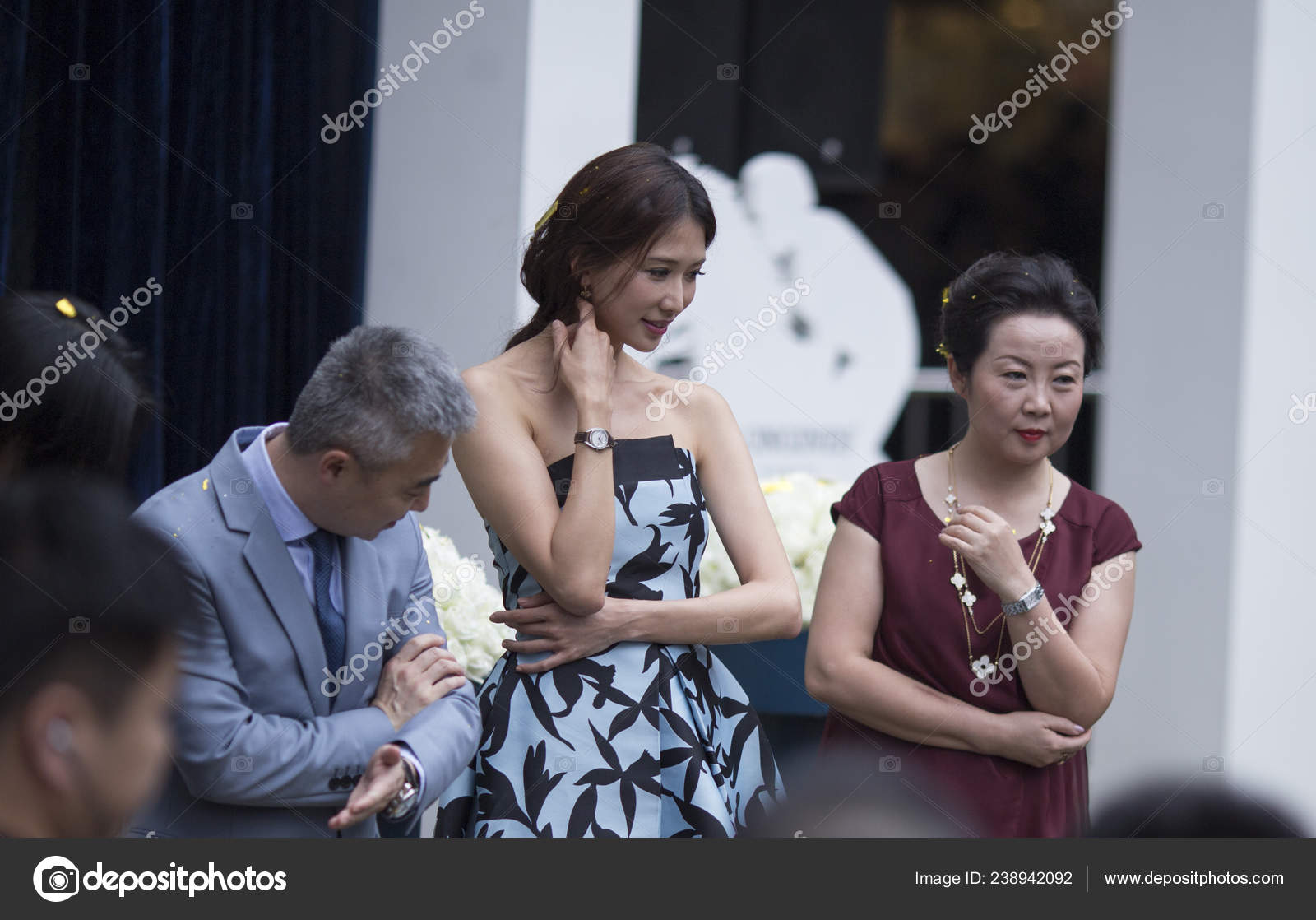 Taiwanese Model Actress Lin Chi Ling Center Attends Opening Ceremony — Stock Editorial Photo