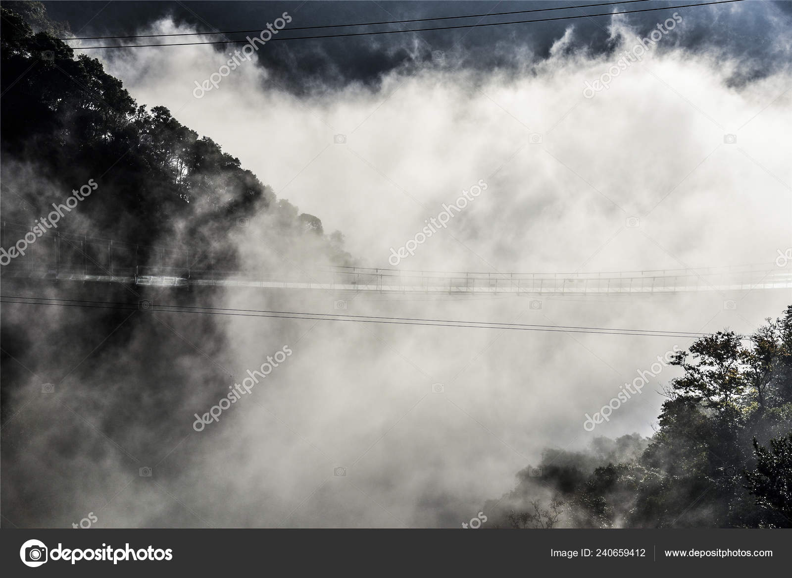 Landscape 218 Meter Long Glass Bridge Shrouded Sea Clouds Baojing ...