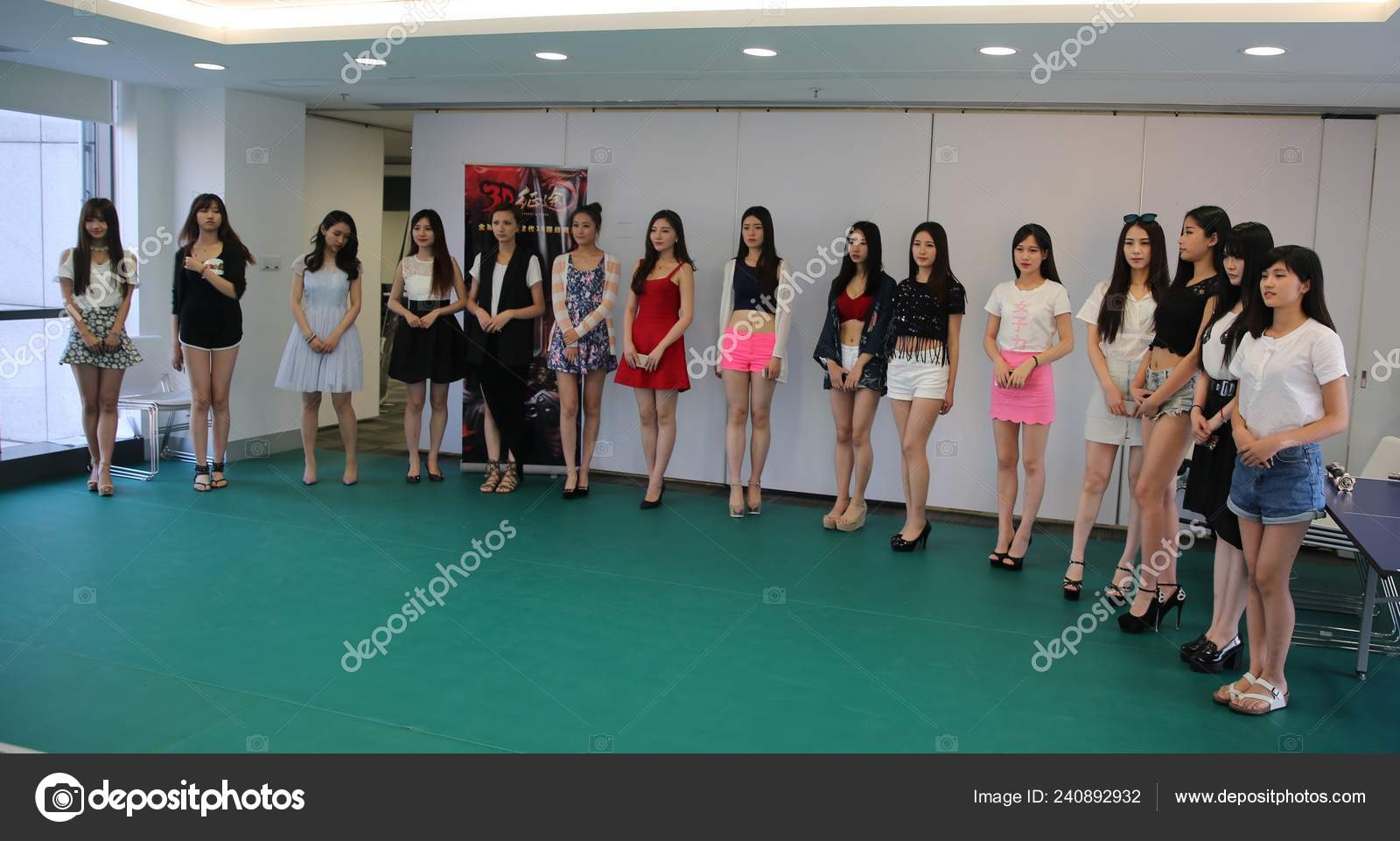 Young Chinese Girls Take Part Interview Test Selected Work Showgirls ...