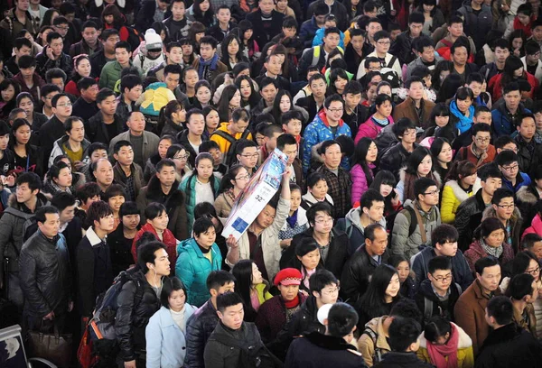 Crowds china Stock Photos, Royalty Free Crowds china Images | Depositphotos
